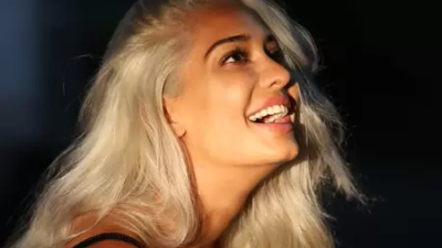 10 VS 12 Hair Color: Two Blonde Hair Ideas – Sunber